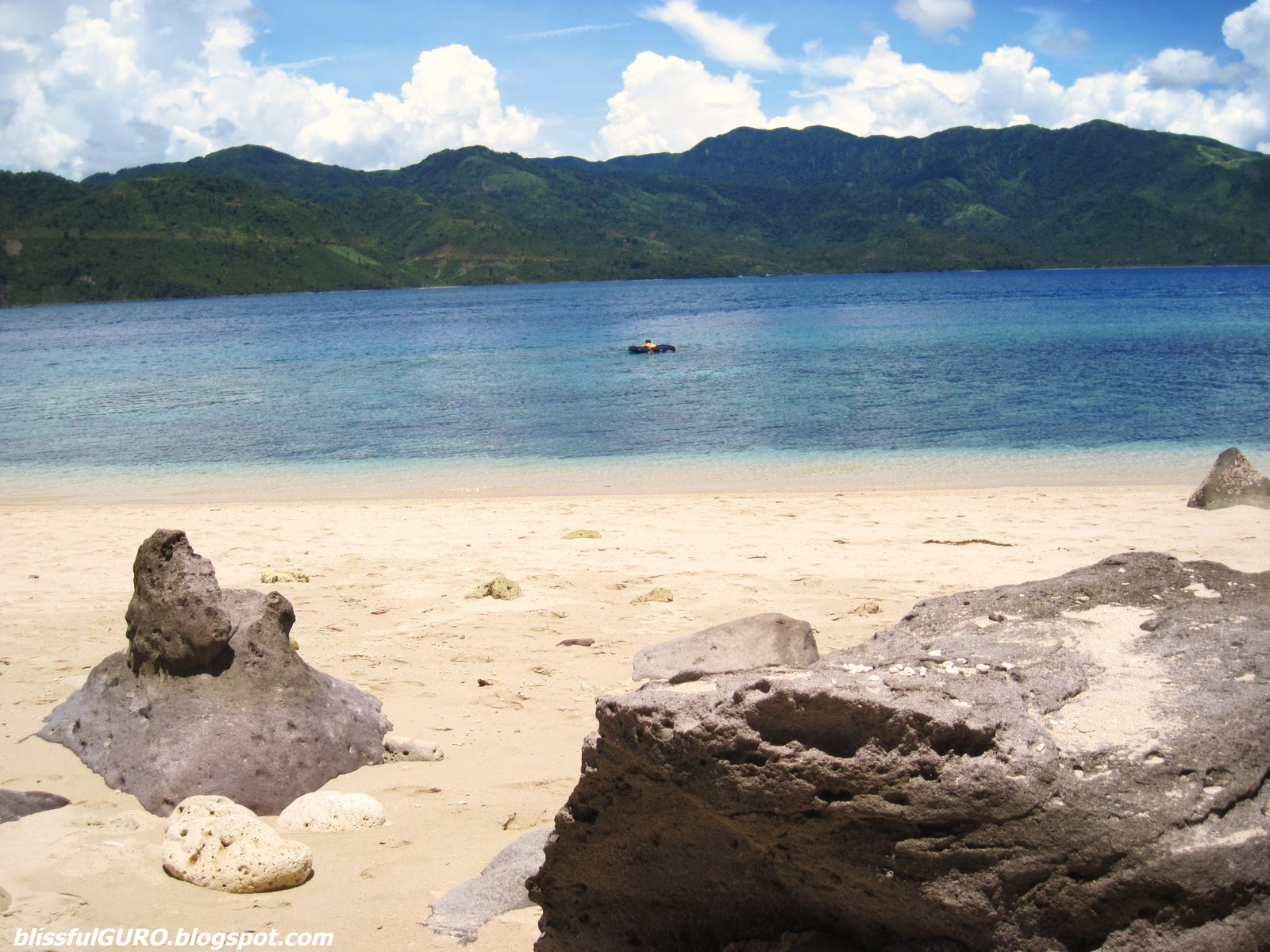 Atulayan Island in Camarines Sur - blissfulguro