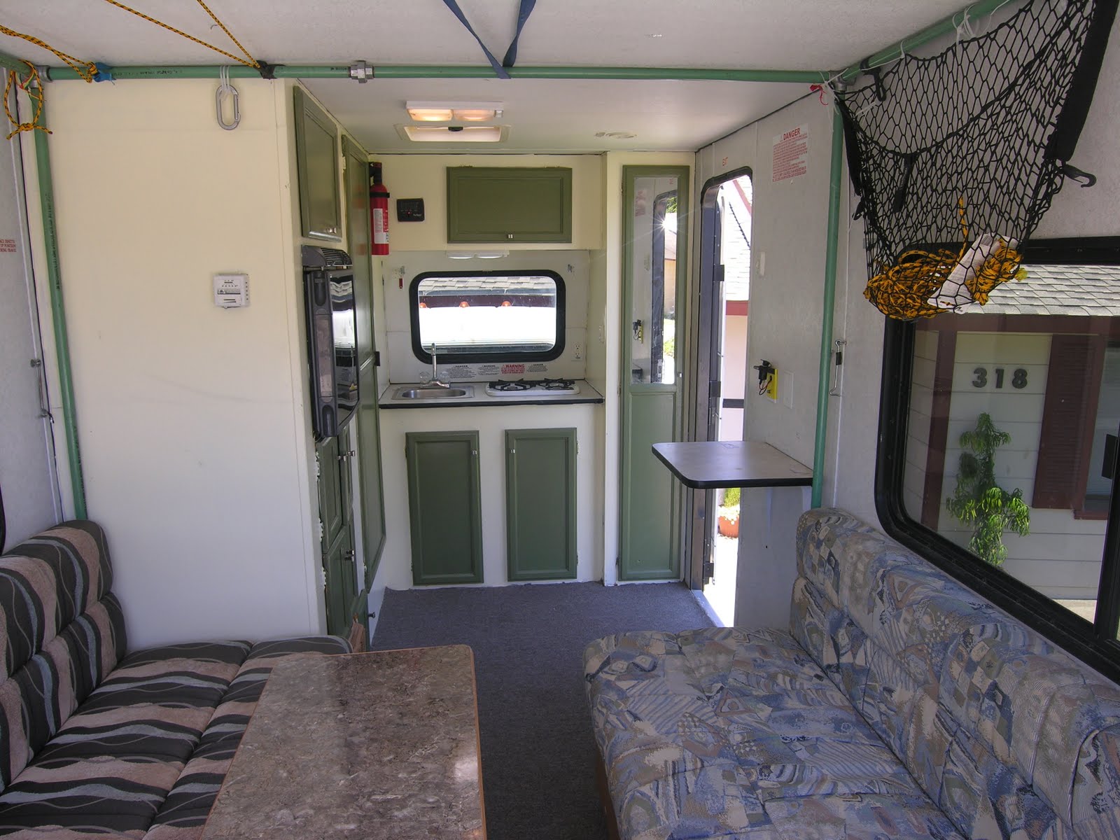 4x4 RV / Adventure Vehicle: 4x4 RV / Adventure Vehicle