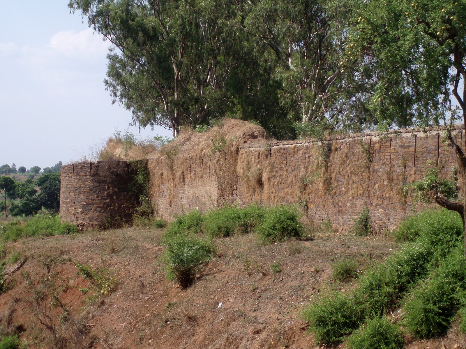 Travelogue Unlimited: Kittur Fort : A Photo Feature