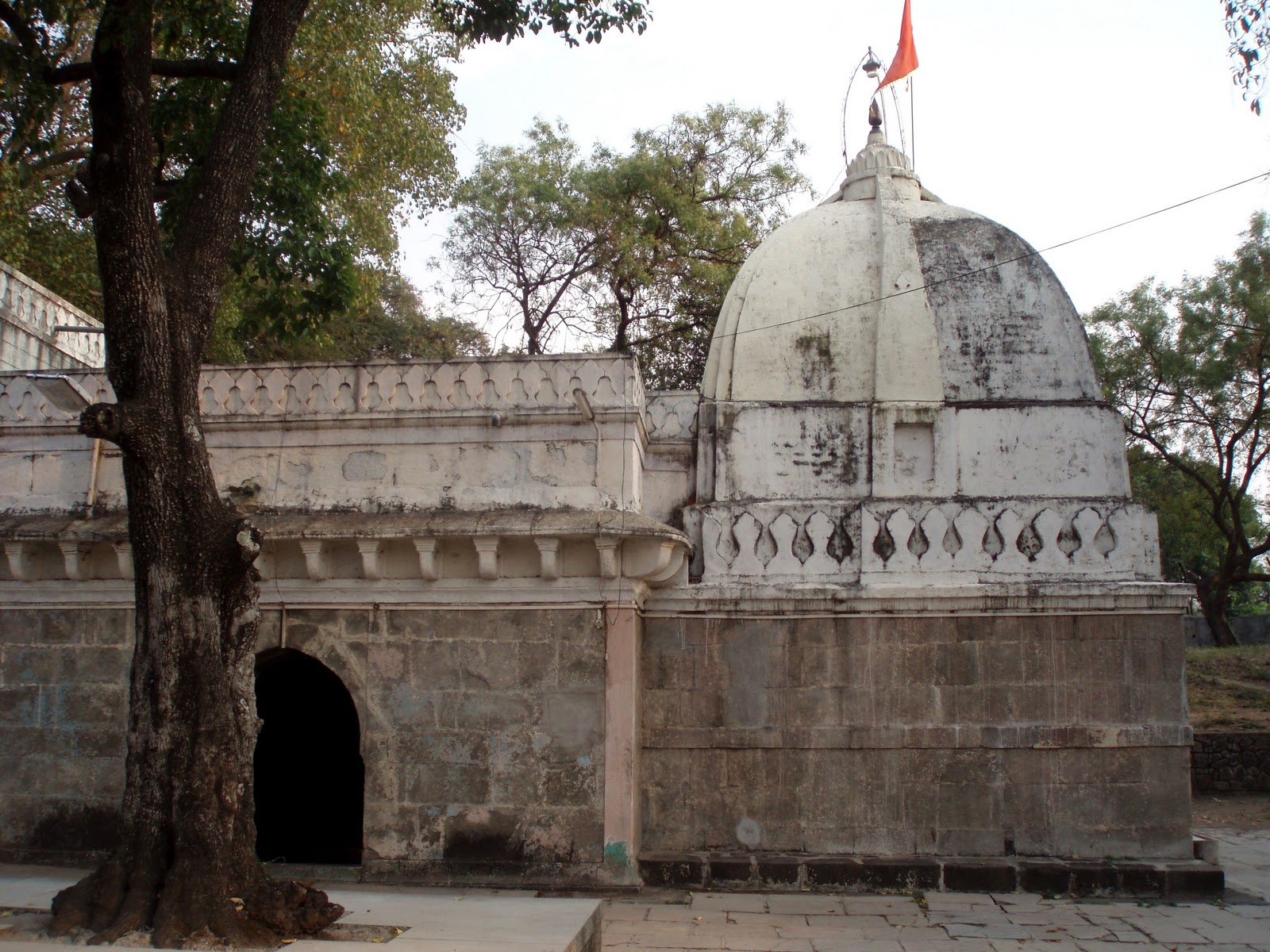 Travelogue Unlimited: Someshwar Mandir , Pune : A Photo Feature