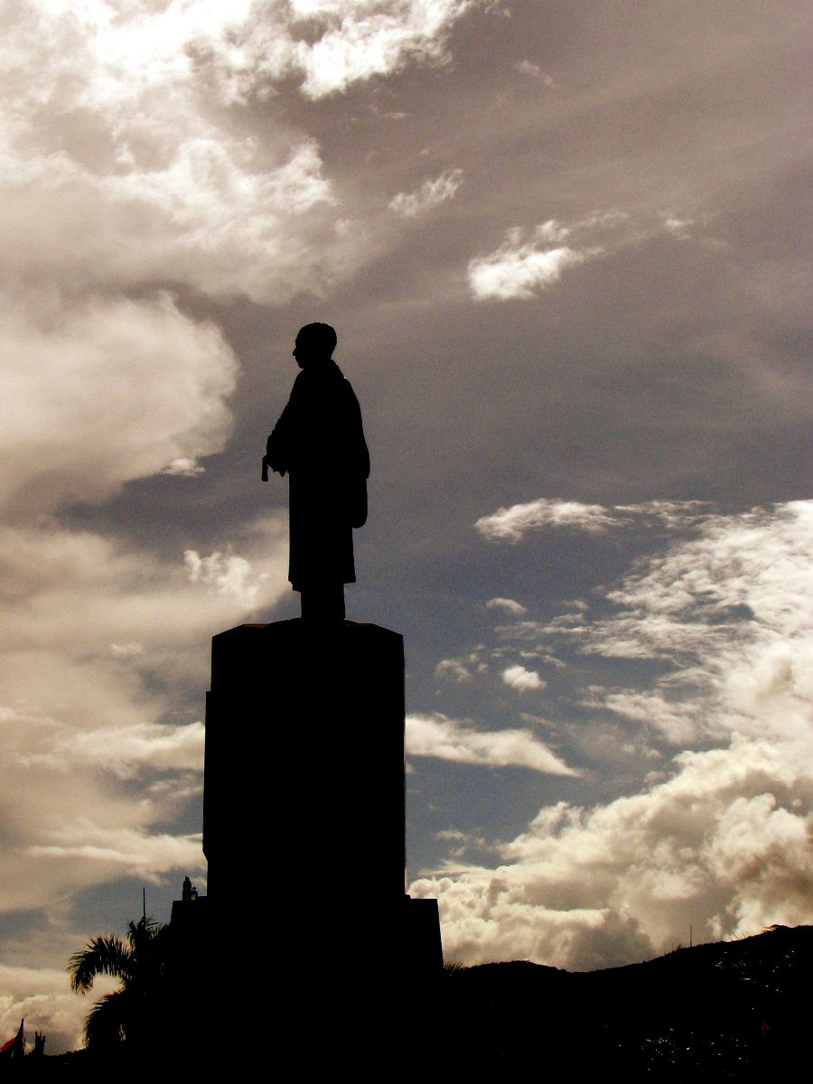 The World of Statues: March 2010