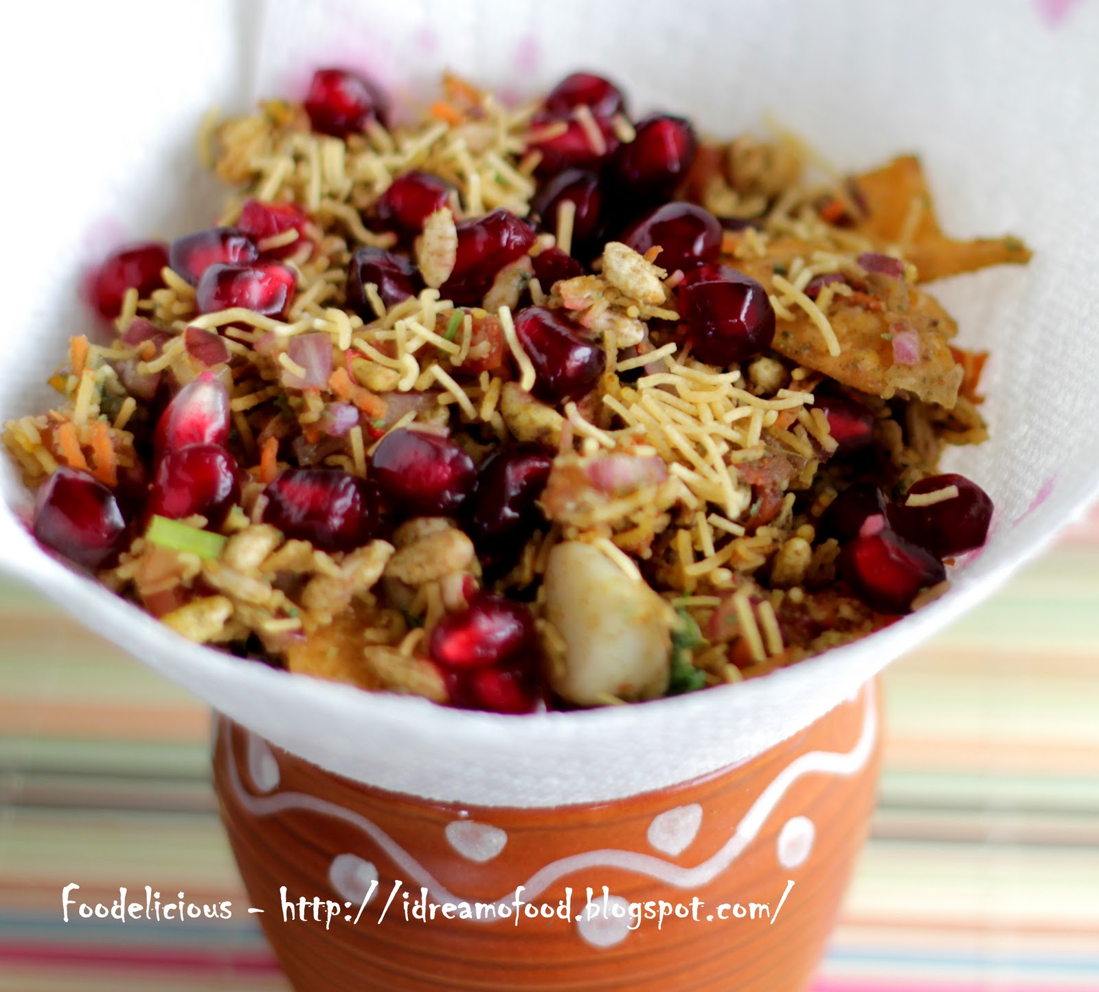 Foodelicious - A Vegetarian playground of spices: Bhel puri with ...