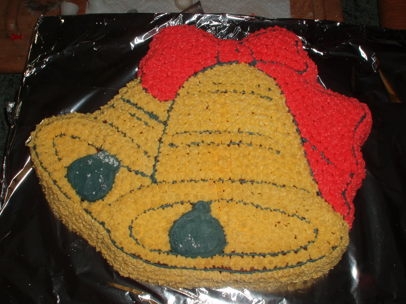 Custom Cake 4 You: Silver Bells?