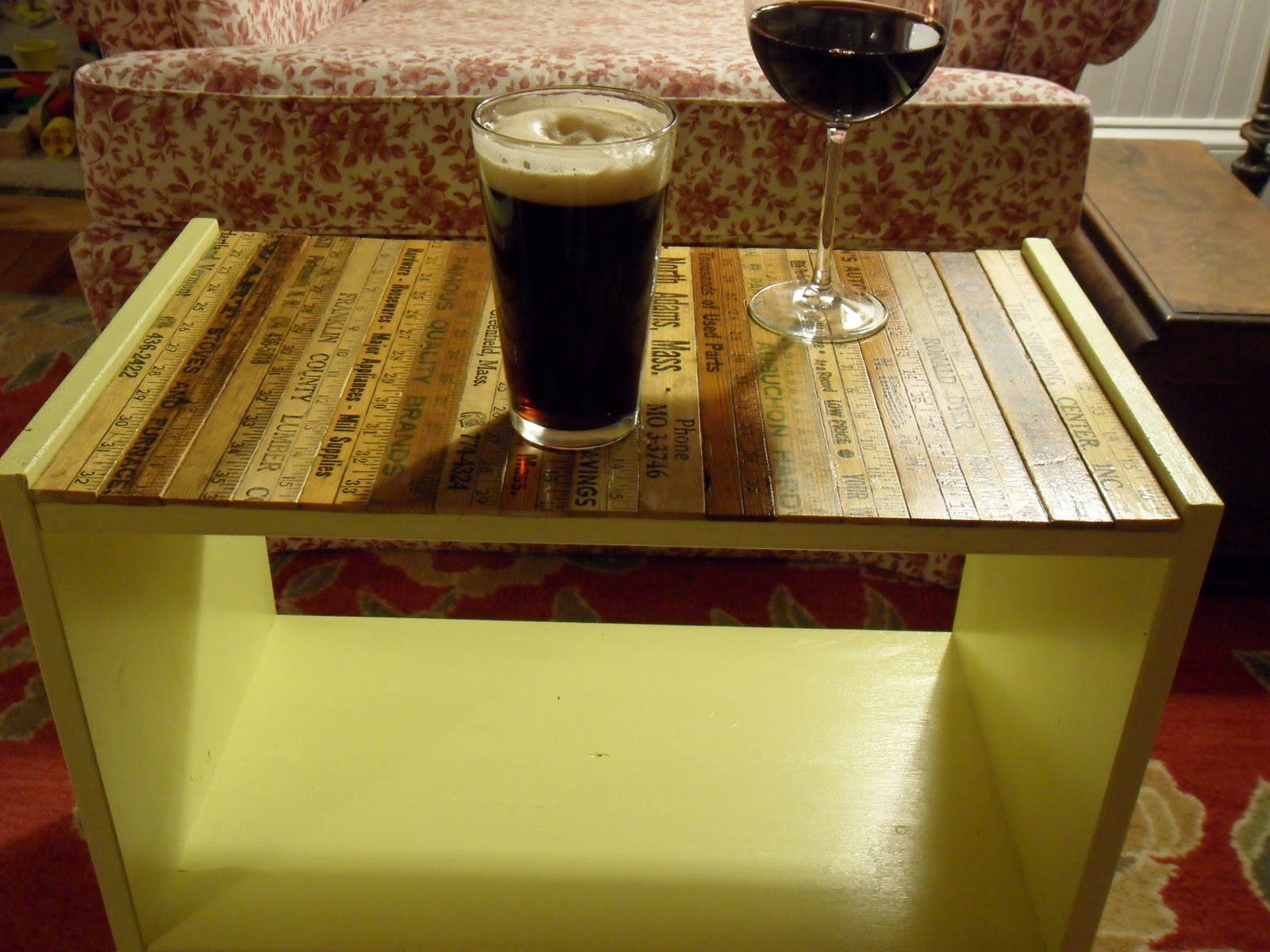 reclaimed crafts: vintage yardsticks + old Ikea table = funky, cool table