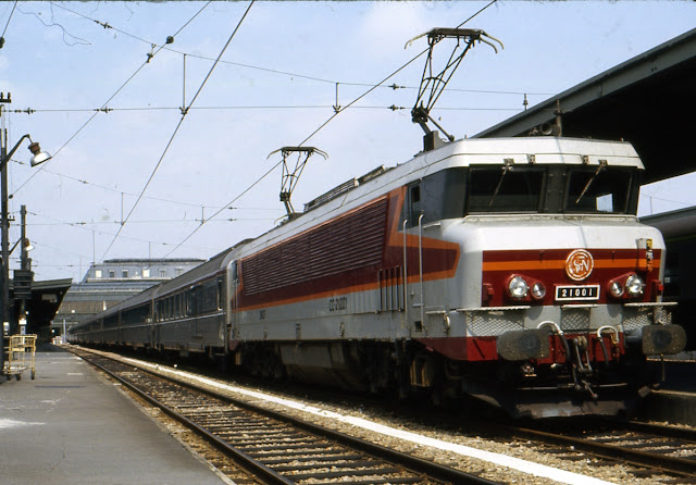 LA PASSION DU TRAIN: Souvenirs des CC 21000