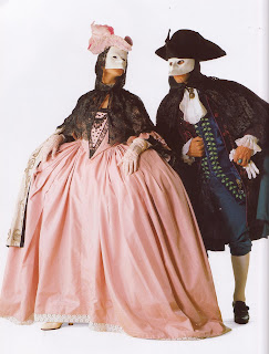 AMOURS, PASSIONS ET NOSTALGIES: VENISE - La Bautta, la Moretta