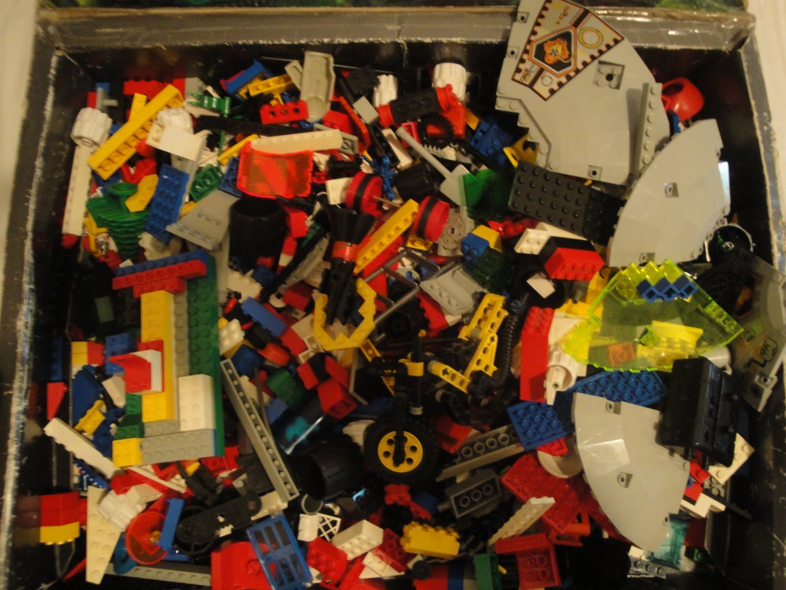 Proyecto Tecat: Juguete Desarmado