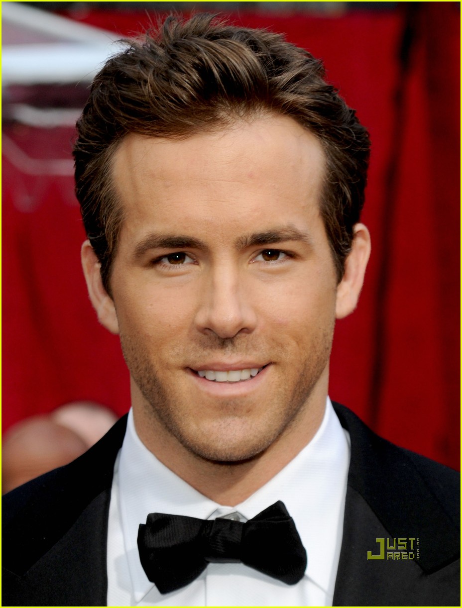 Hey there summerboys!: Ryan Reynolds - Special