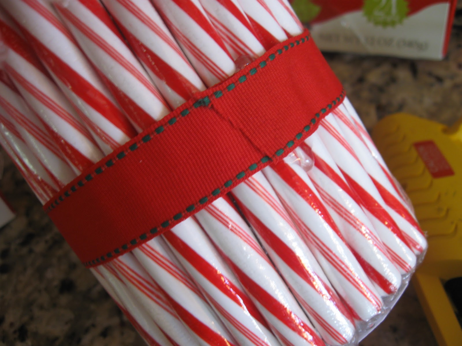 christmas party planning: candy cane arrangement