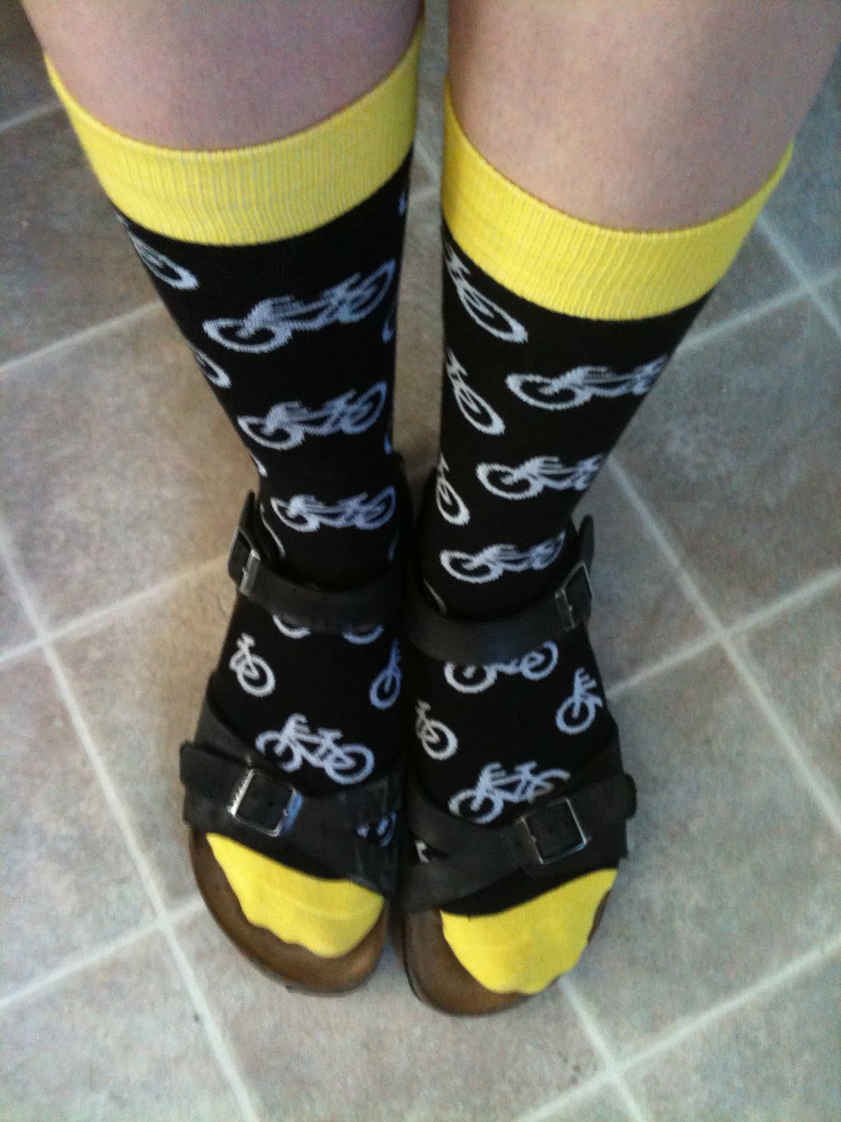 Cycling Spokane: Crazy bike socks