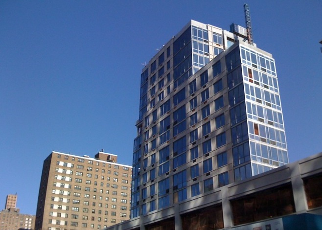 H A R L E M + B E S P O K E: ☞ REVIVE: Retrofitting Urban Renewal Blocks