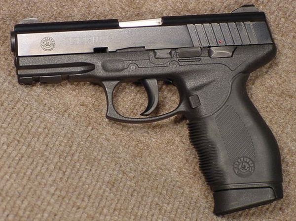 weppan: Taurus 24/7 pistols (Brazil)