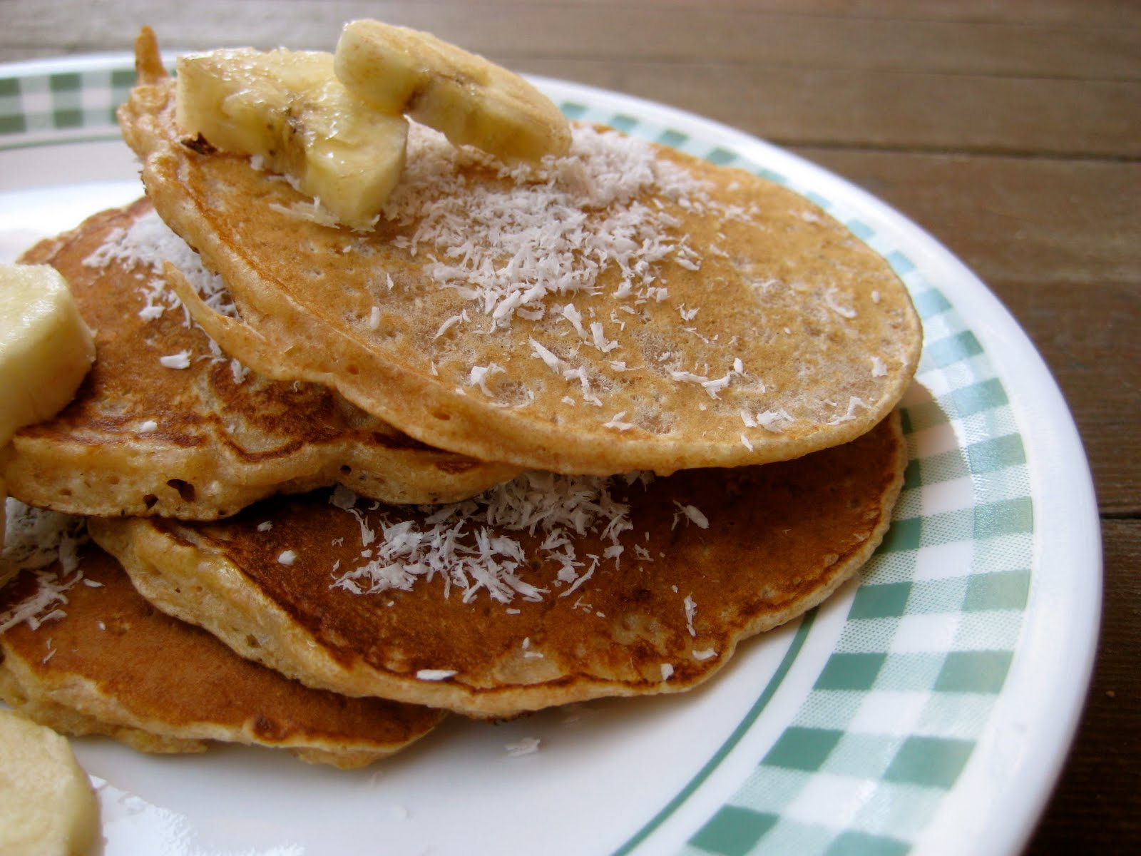 Coconut Crumbs: Coconut Pancakes, A Tropical Goodmorning.