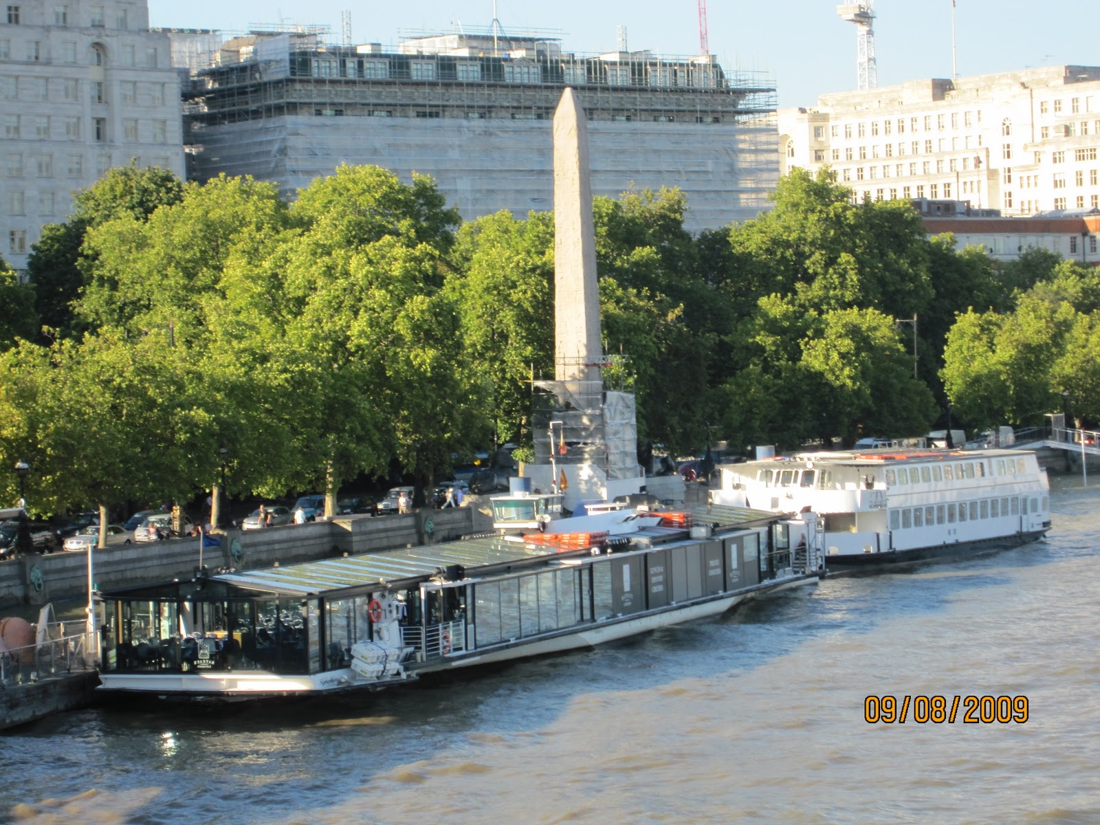 Glenn Ashton Author Blog: The London Obelisk: Cleopatra's Ghosts