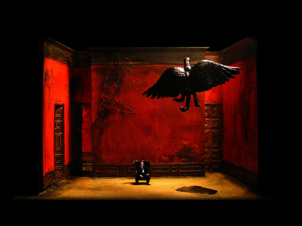 DESIGNER'S SKETCHBOOK: Oedipus Tyrannos