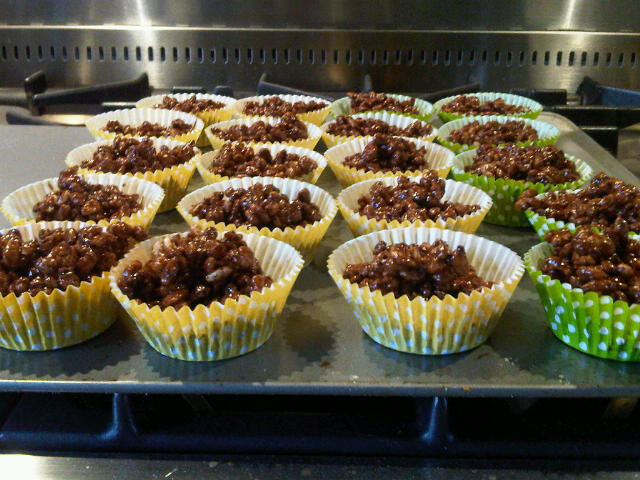 The Student Chef -: Chocolate Rice Krispie Cakes