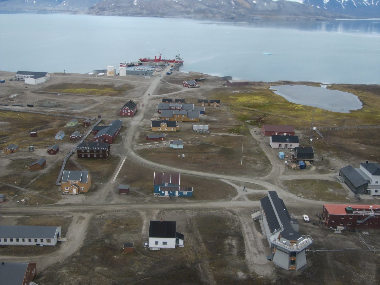 Science in Svalbard and the Adventures of Fjord: Tour of Ny-Ålesund