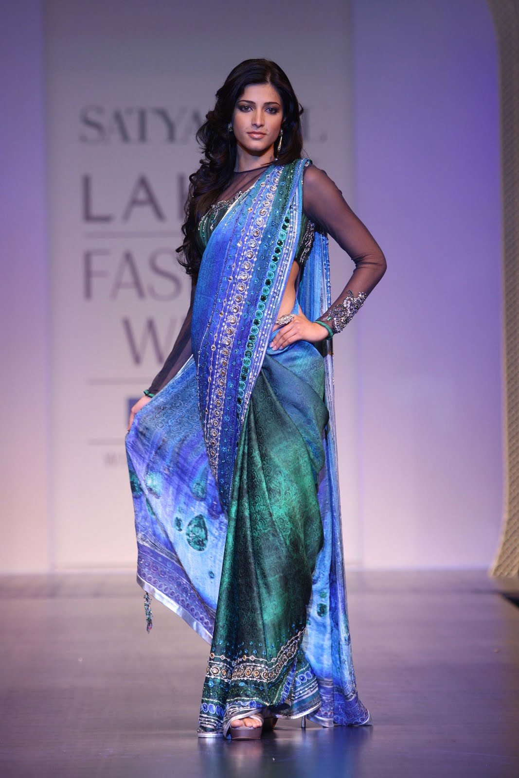 the gorgeous.....: Satya Paul's line of Luxurious Bridal creations ...