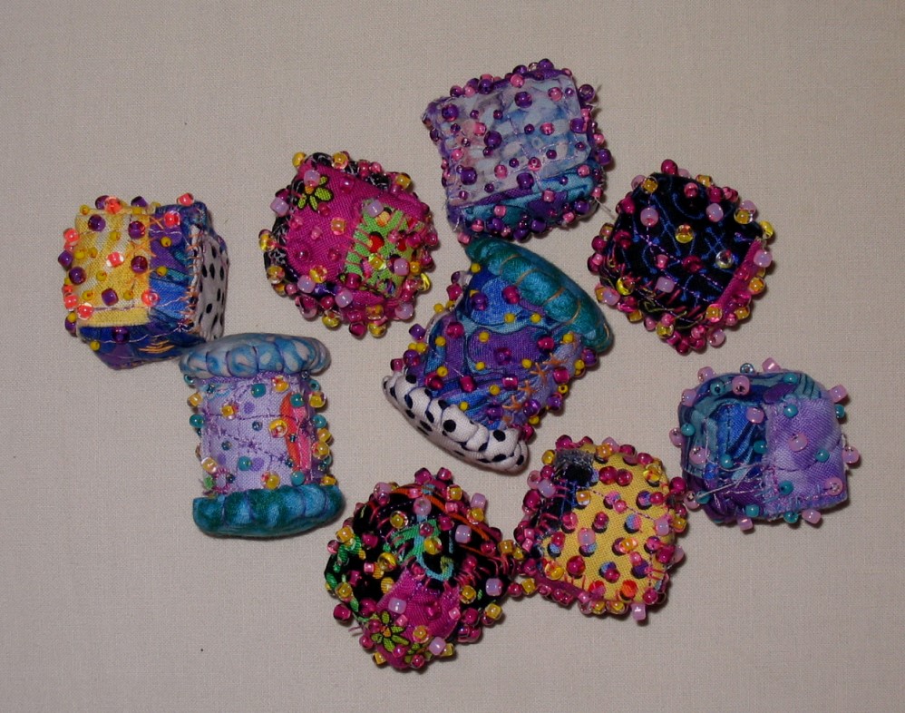 Creaworx: Some more fabric beads