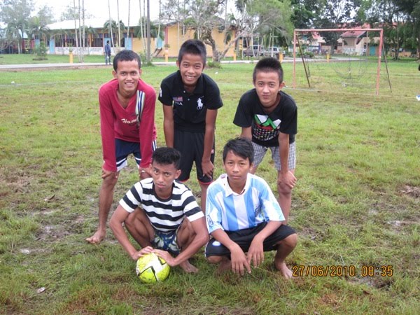 Little Cat: SMK Pusa, Betong.: Futsal Open (Asrama) SMK Pusa 27.06.10