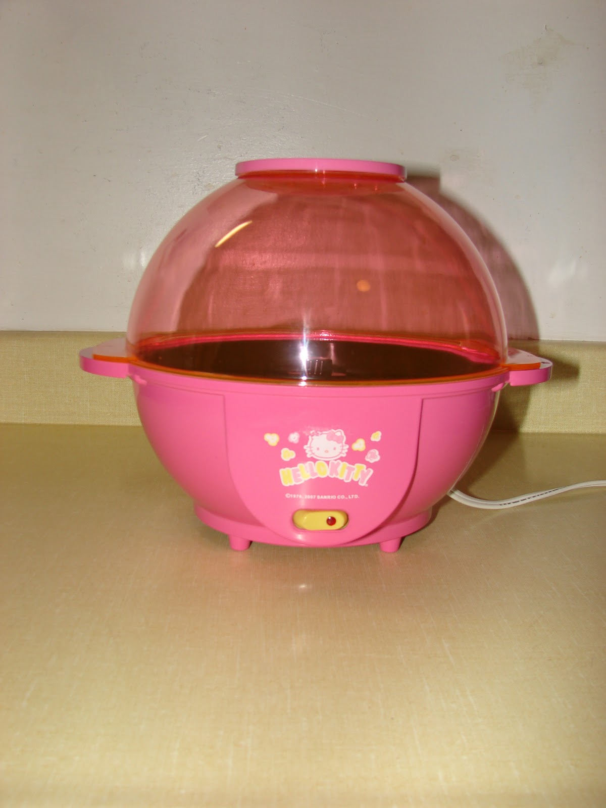 So I looked and looked and looked. Finally I decided on a Pink popcorn ...