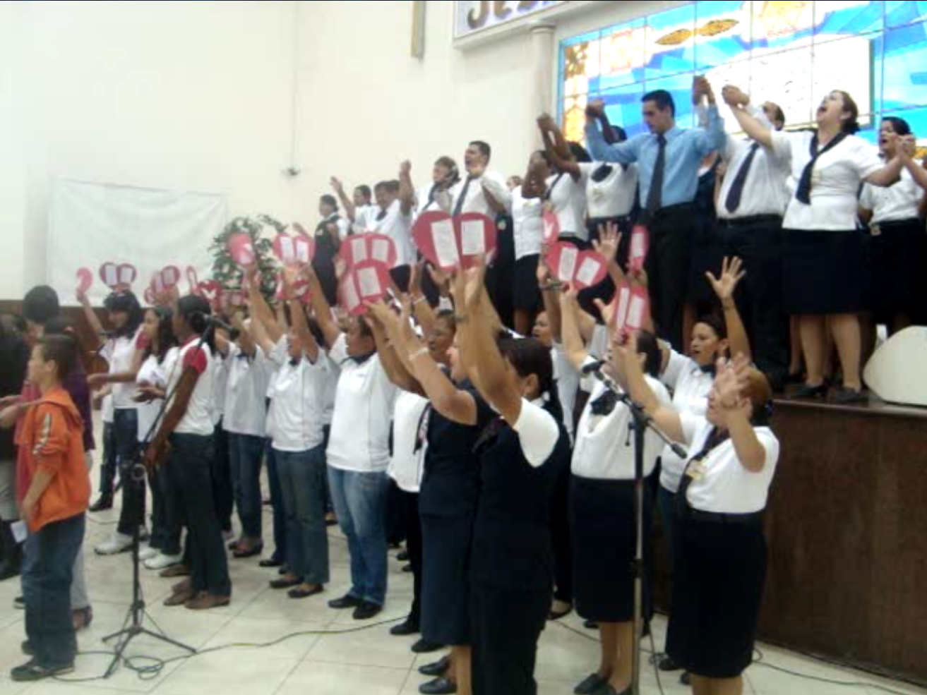 EVG Mogi das Cruzes: Aniversário da IURD