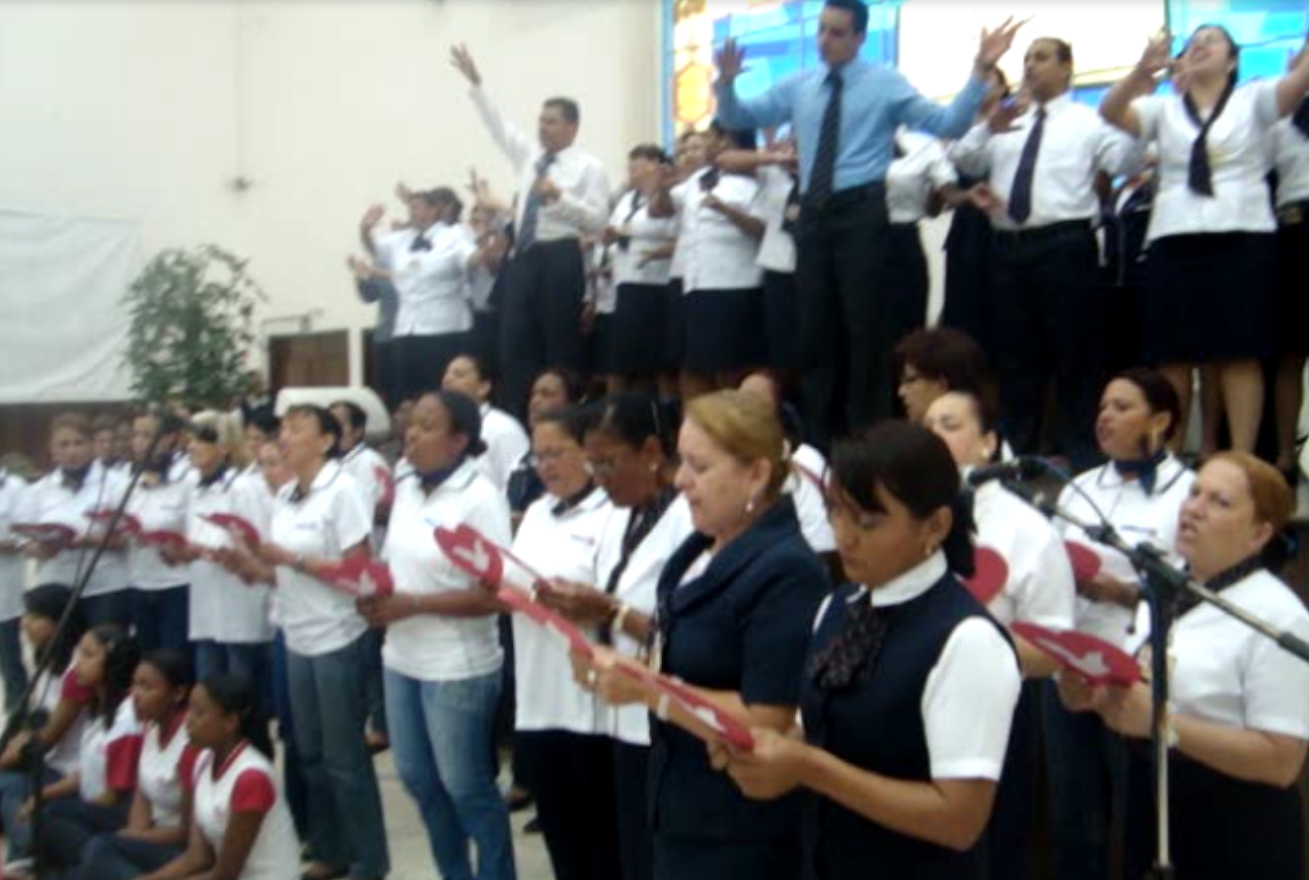 EVG Mogi das Cruzes: Aniversário da IURD