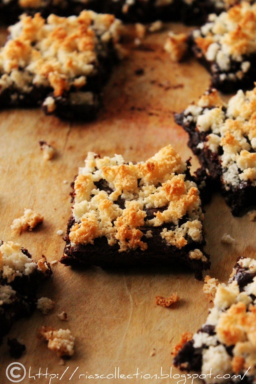 Ria's Collection: COCOA BROWNIES WITH CRUNCHY MACAROON TOPPING