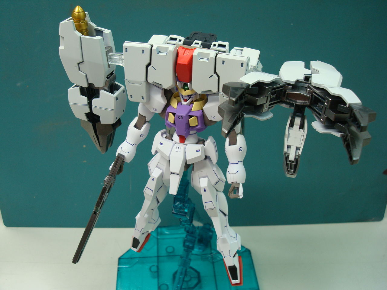 GUNDAM GUY: HG 1/144 Raphael Gundam - Reviews