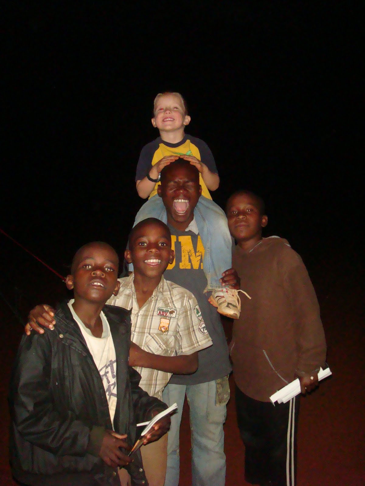 Badgetts In South Africa: 2009 Mshadza Tent Revival