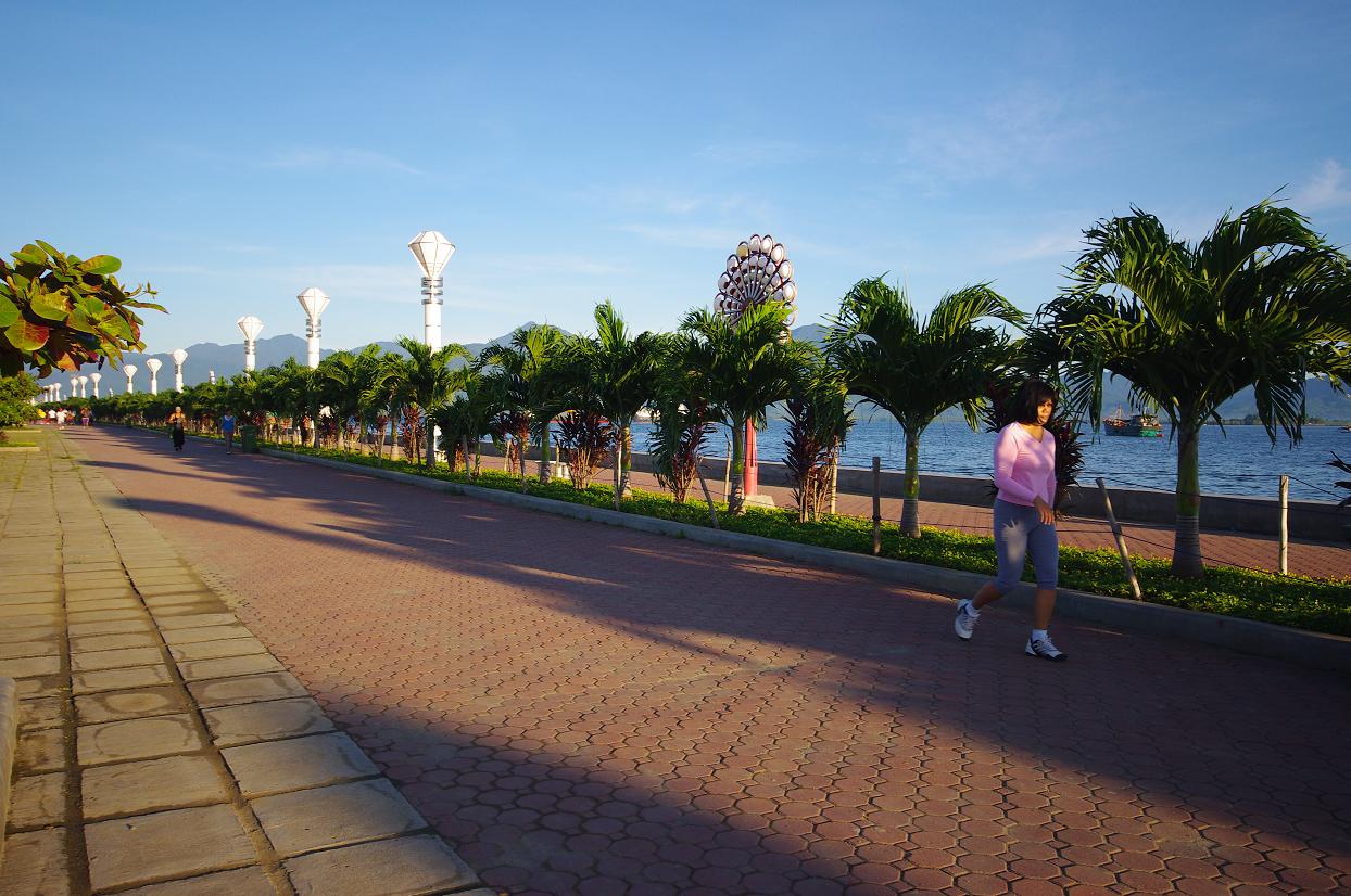 marathon man: Puerto Princesa - Bay Walk