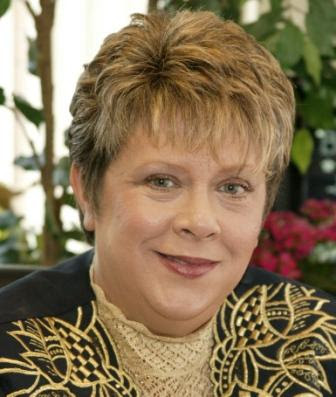 Total Celebrity: Barbara Babcock Height