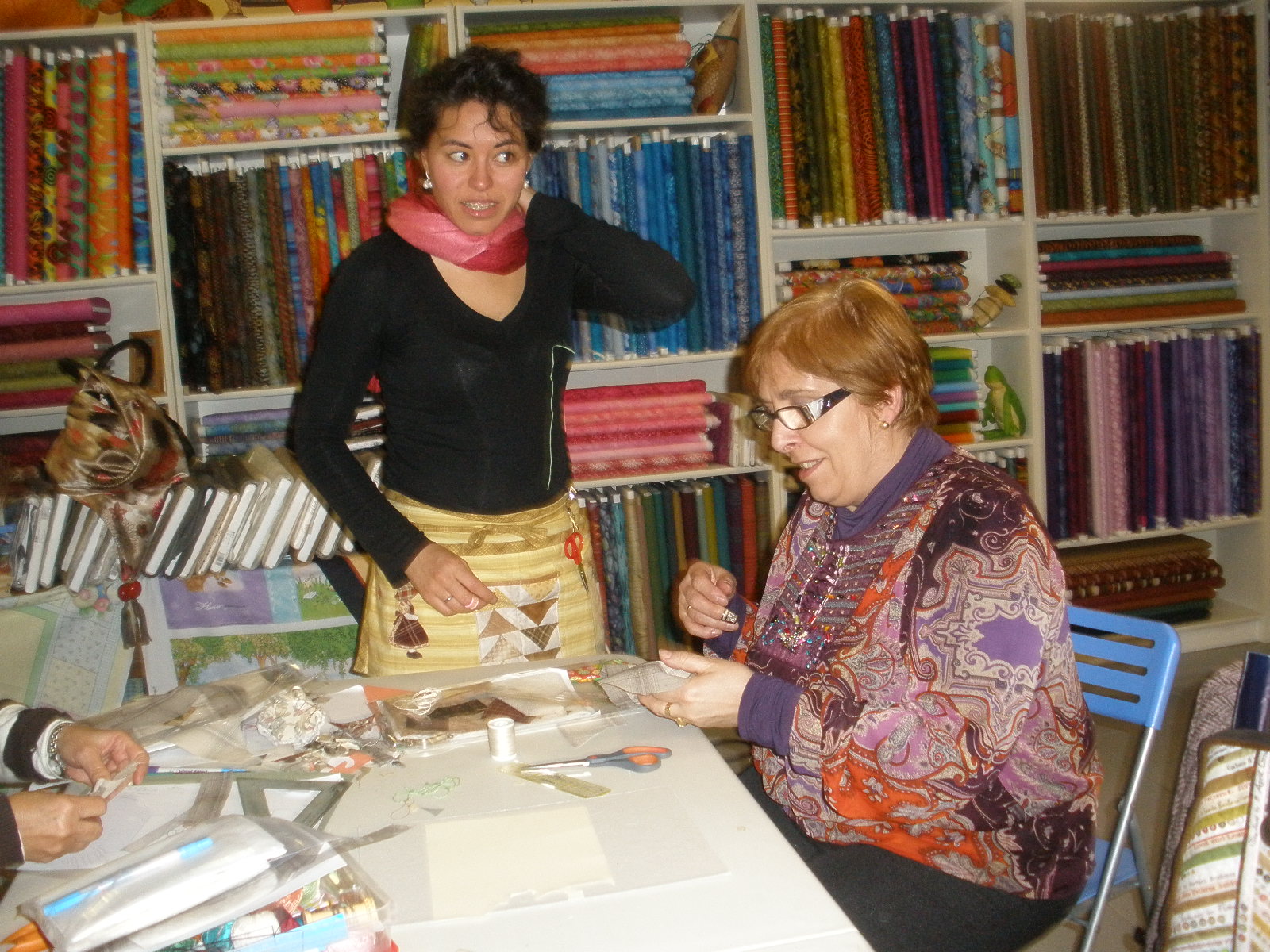 Inma Patchwork: Teresa Sako entregando diplomas en el curso en Inmapatchwork