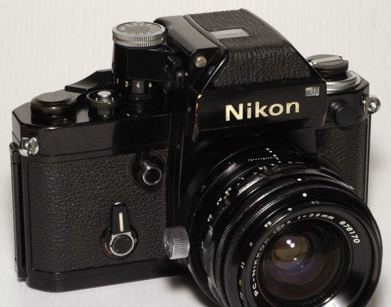 Mirror-mirror in the box: Nikon F2 Photomic