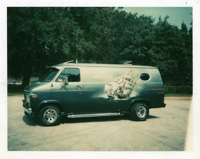 Vandoleros, Van Club: Random Van Pics