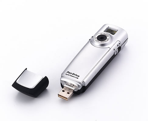 News Media: USB Flash Drive and Digital Camera