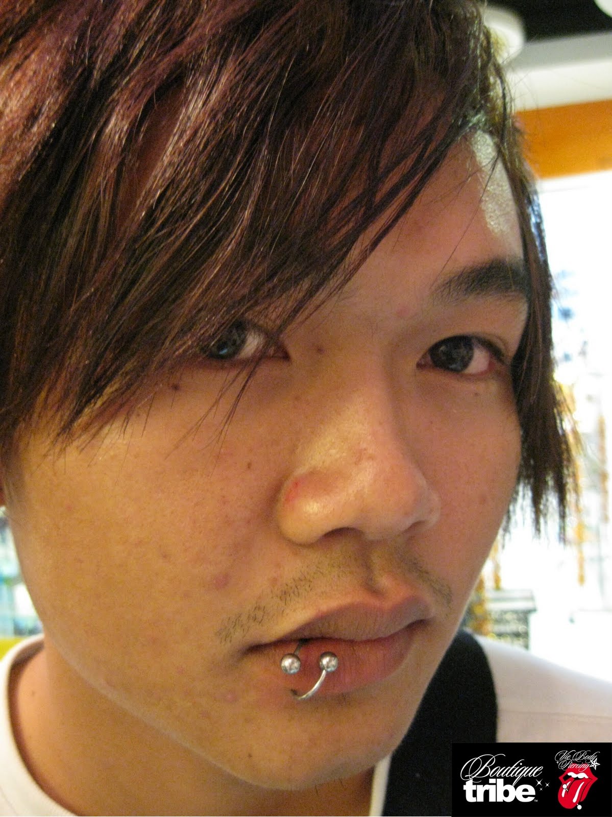 Vie Body Piercing @ Boutique Tribe: Lips piercing