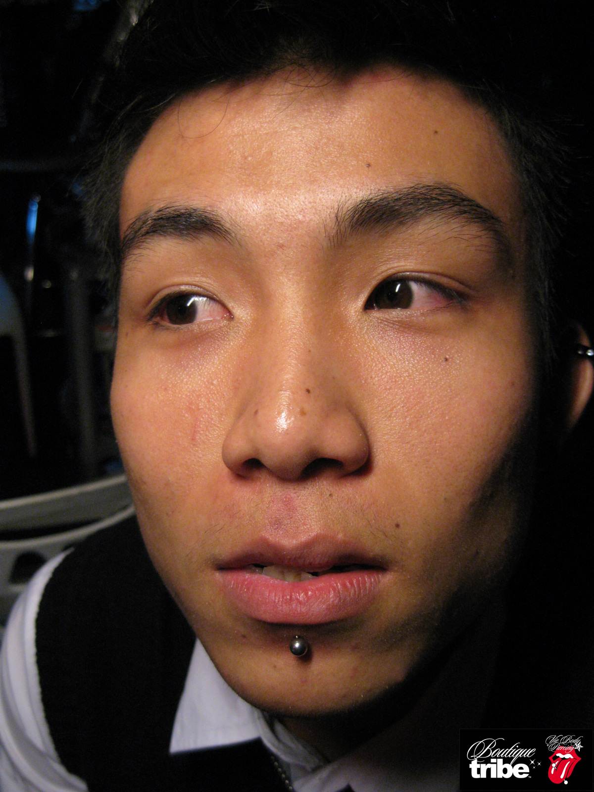 Vie Body Piercing @ Boutique Tribe: Labret piercing