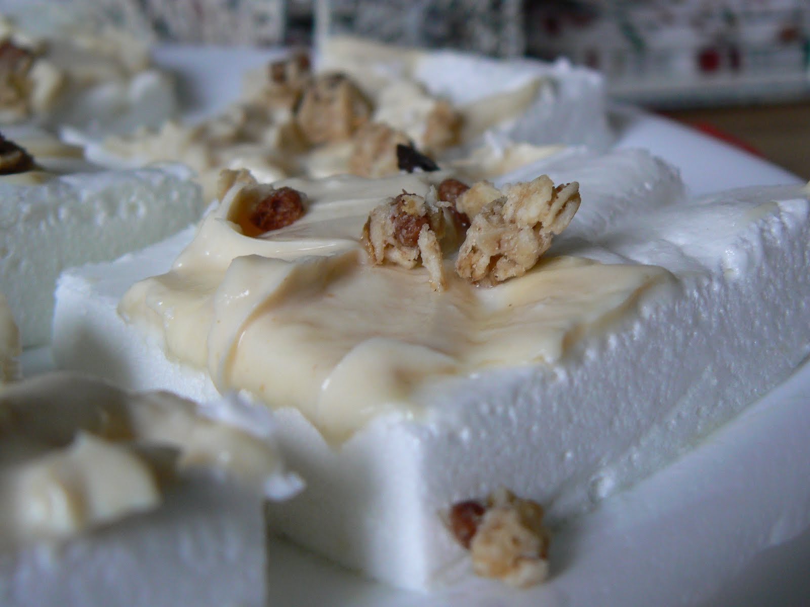 Toimetused köögis: Munavalge magustoit