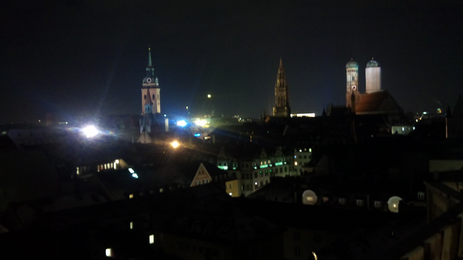 Sousies tägliche Gedanken: München bei Nacht
