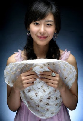 Yoon Jung Hee - sweet girl picture