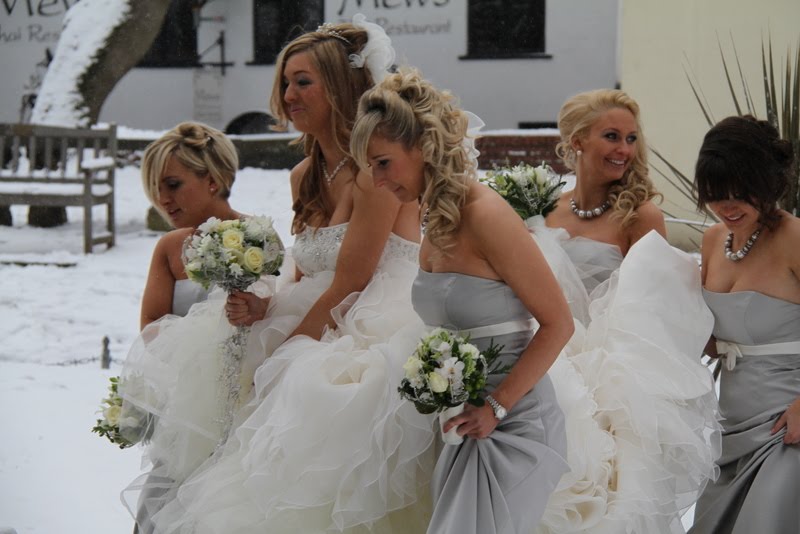 The Beautiful "White Christmas" Wedding of Emma & Karl at St Chads ...