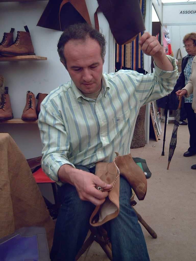 Alentejanas por Medida: BOTAS ALENTEJANAS -- PONTO A PONTO