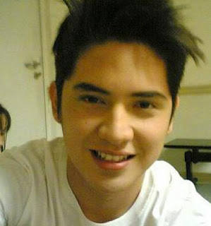 videos unpublished: Aaron Villena looks very Gay