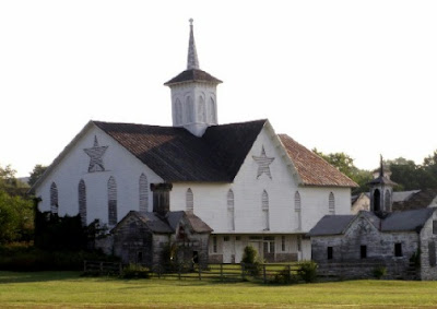 MY COLONIAL HOME: PENNSYLVANIA STAR BARN