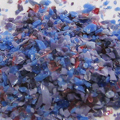 For the love of : Making Beads with Frit