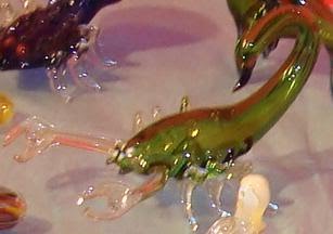 El escaparate del vidrio: Pipa de vidrio con figura de animal - escorpión