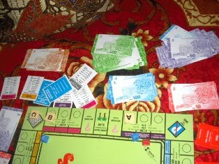 ~R.E.D. is equal to Z.I.R.A.~: bermain saidina