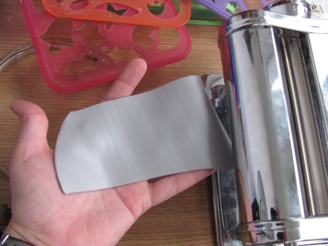 Tutoriale Handmade * Arts & Crafts *: Realizarea unei sticle decorative ...