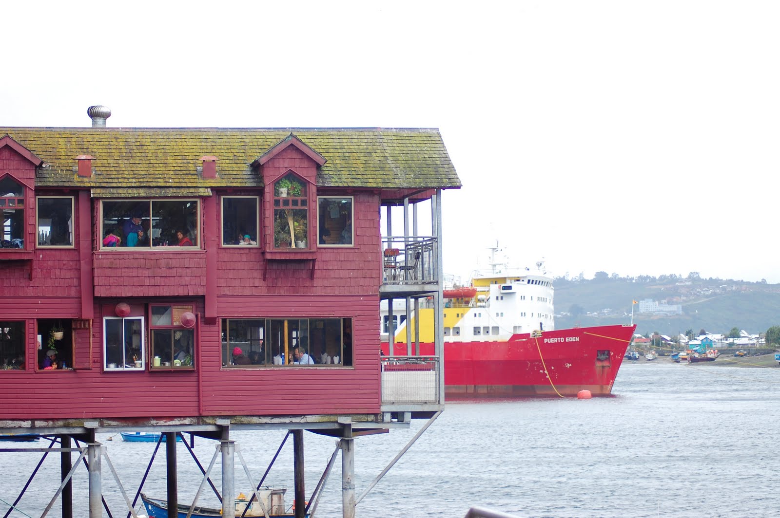 Una mirada tras el lente....: Imágenes de Angelmó, Puerto Montt.